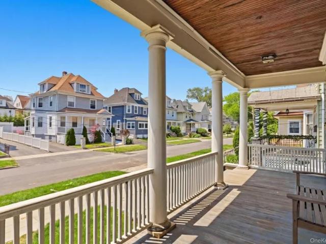 3 bedroom, NY NY 102715638