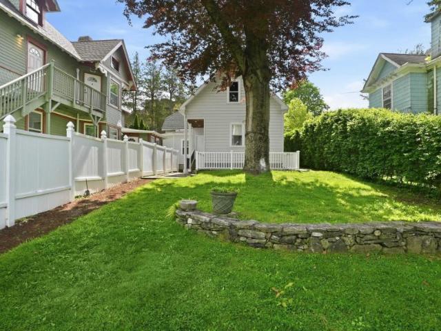 3 bedroom, NY NY LS102629571