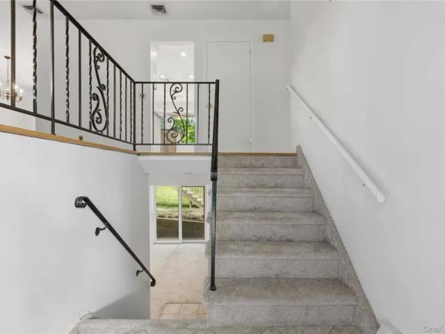 3 bedroom, NY NY LS102795080
