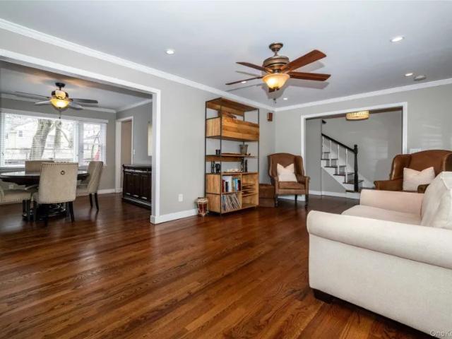 3 bedroom, NY NY LS102245121