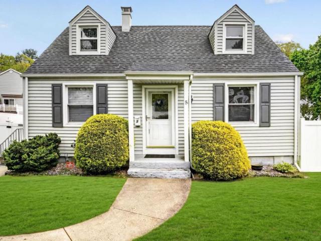 3 bedroom, NY NY LS102245259