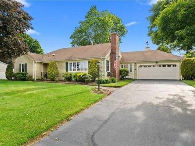 3 bedroom, Smithfield RI 02828 103850081