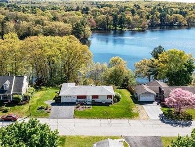 3 bedroom, Smithfield RI 02917 102342368