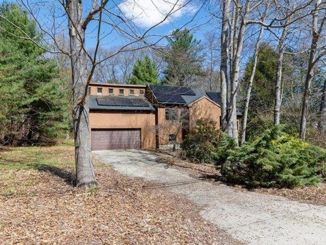 3 bedroom, Smithfield RI 02917 103249196