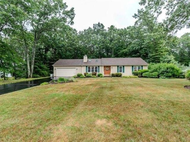 3 bedroom, Smithfield RI 02917 105175689