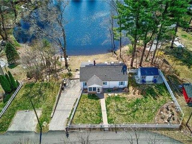 3 bedroom, Smithfield RI 02917 LS101781674