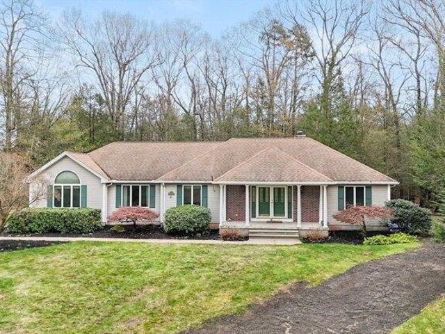 3 bedroom, Southwick MA 01077 102371581