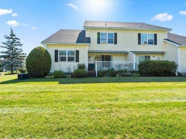 3 bedroom, South Burlington VT 05403 104788489