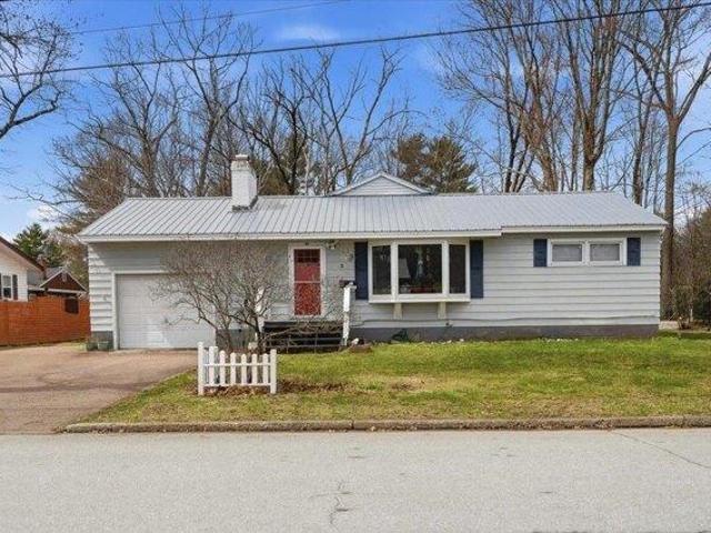 3 bedroom, South Burlington VT 05403 105240447