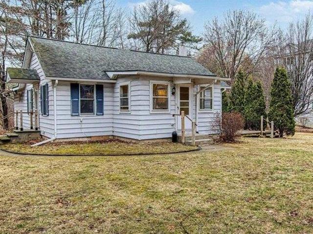3 bedroom, South Burlington VT 05403 LS102479919