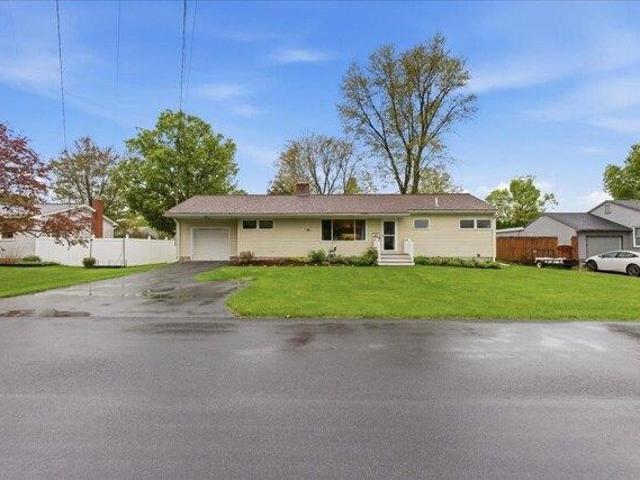 3 bedroom, South Burlington VT 05403 LS102592662