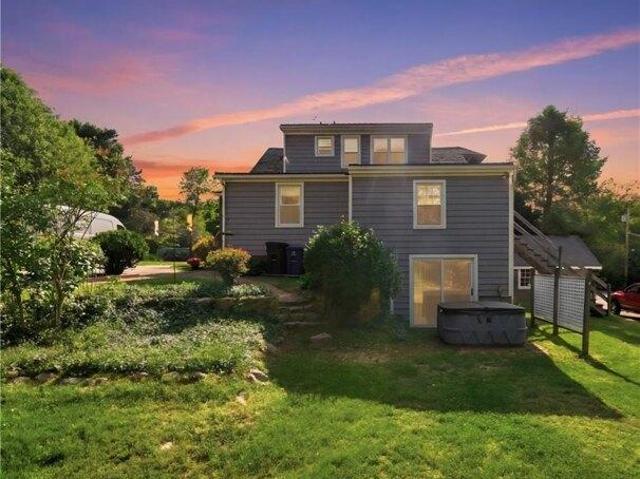 3 bedroom, South Kingstown RI 02879 103886932