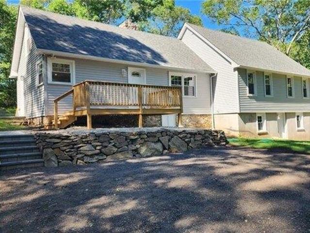 3 bedroom, South Kingstown RI 02879 104758115