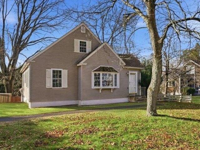 3 bedroom, South Hadley MA 01075 101895675
