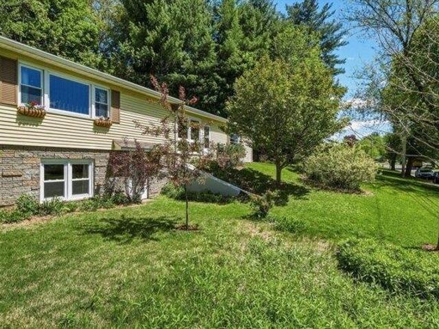 3 bedroom, South Hadley MA 01075 104654482