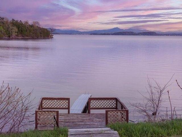 3 bedroom, South Hero VT 05486 104788197