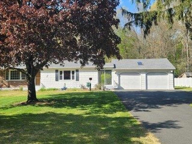 3 bedroom, South Windsor CT 06074 105125012
