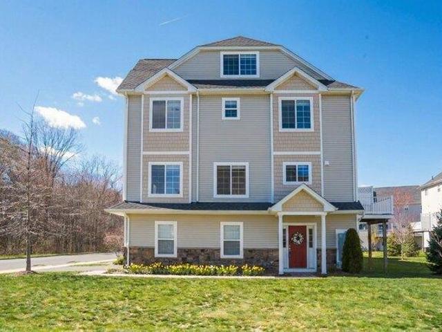3 bedroom, South Windsor CT 06074 LS102445129