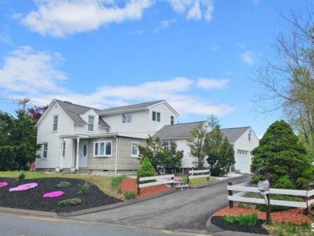 3 bedroom, South Windsor CT 06074 LS102476135