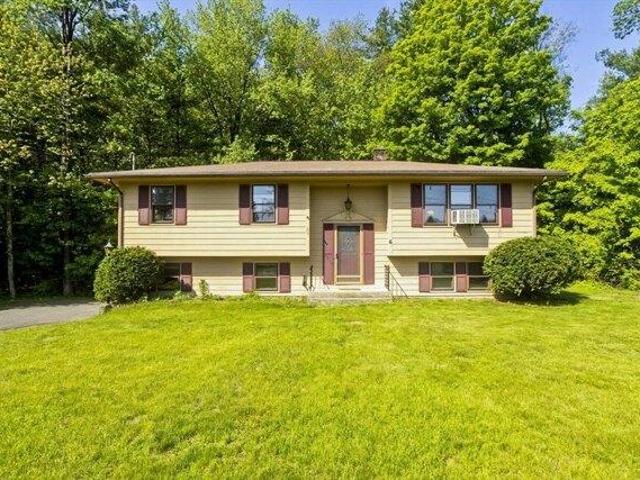3 bedroom, Southampton MA 01073 102962446
