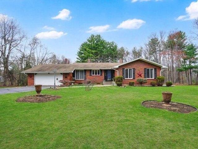3 bedroom, Southampton MA 01073 LS102529983