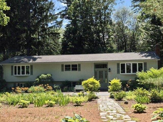 3 bedroom, Southborough MA 01772 104514744