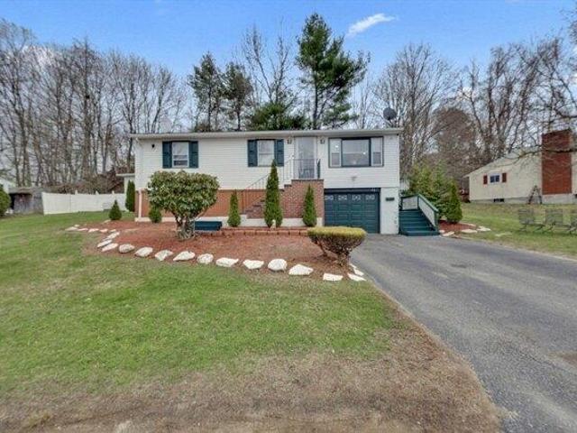 3 bedroom, Southbridge MA 01550 104044105