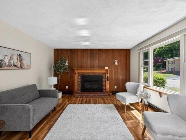 3 bedroom, Southbridge MA 01550 103433175