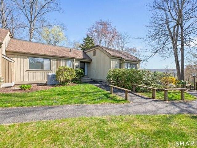 3 bedroom, Southbury CT 06488 LS102827150
