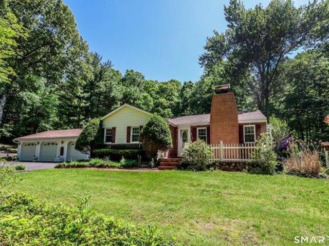 3 bedroom, Southbury CT 06488 102824613