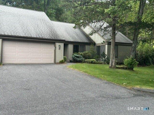 3 bedroom, Southbury CT 06488 103930475