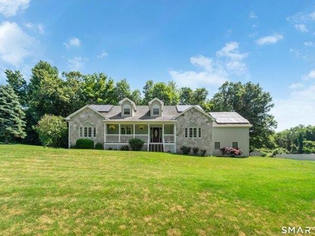 3 bedroom, Southbury CT 06488 104191818