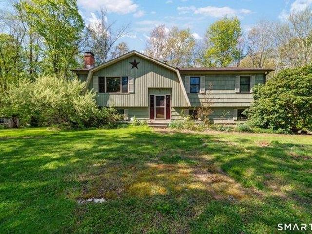 3 bedroom, Southbury CT 06488 104655334