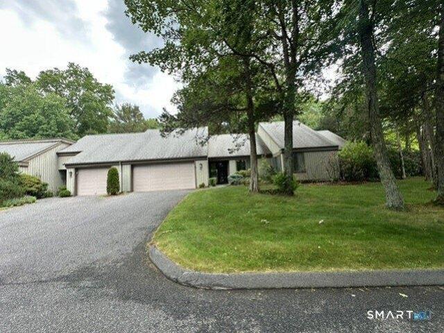 3 bedroom, Southbury CT 06488 104760865