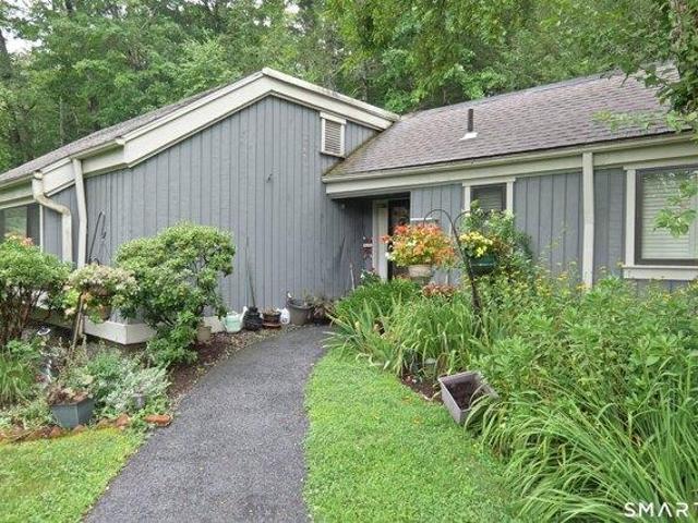 3 bedroom, Southbury CT 06488 104787938