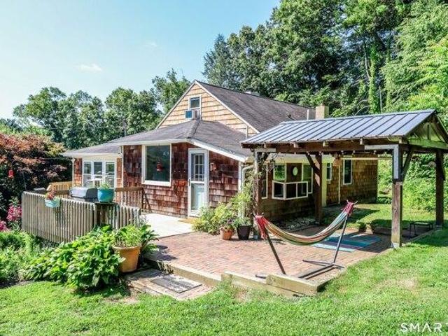 3 bedroom, Southbury CT 06488 104835613