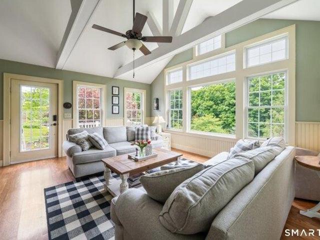 3 bedroom, Southbury CT 06488 105124078