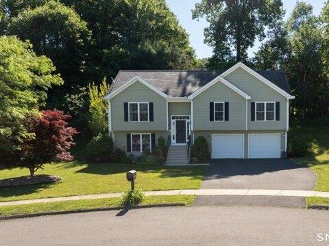 3 bedroom, Southington CT 06489 104649844