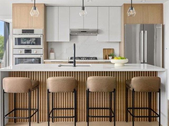3 bedroom, Somerville MA 02143 102707761