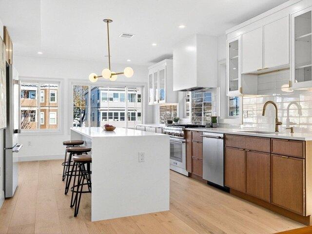 3 bedroom, Somerville MA 02144 103808223