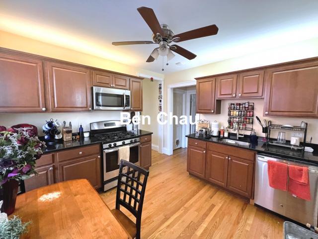 3 bedroom, Somerville MA 02144 LS88418644