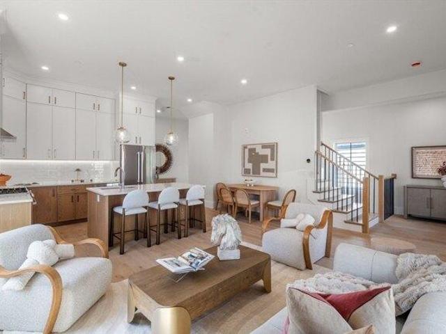 3 bedroom, Somerville MA 02145 103966165