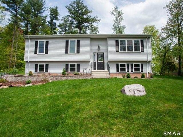 3 bedroom, Somers CT 06071 103070870