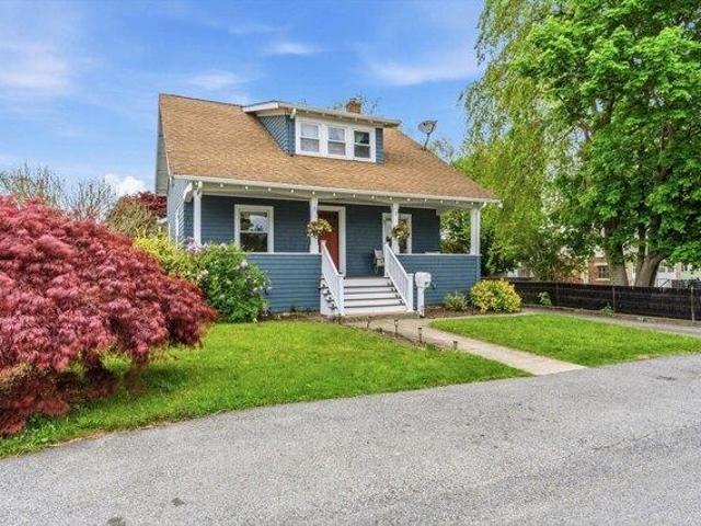 3 bedroom, Somerset MA 02726 104008690
