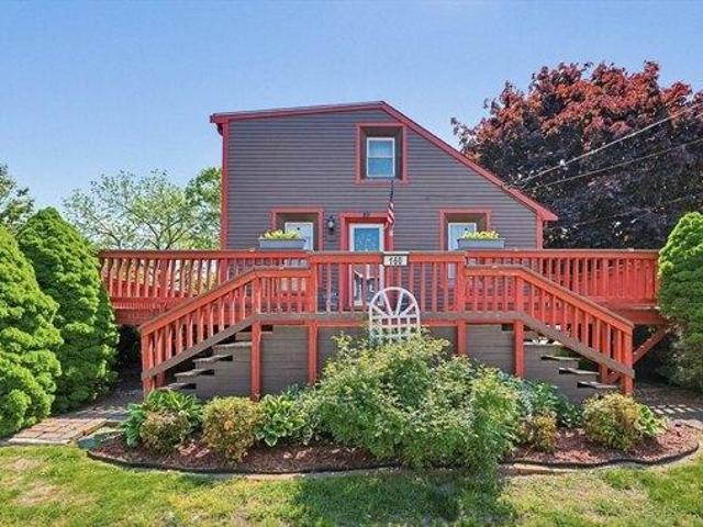 3 bedroom, Somerset MA 02726 103493809