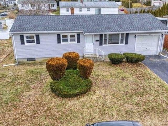 3 bedroom, Somerset MA 02726 LS101750306