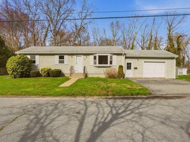 3 bedroom, Somerset MA 02726 LS102369465