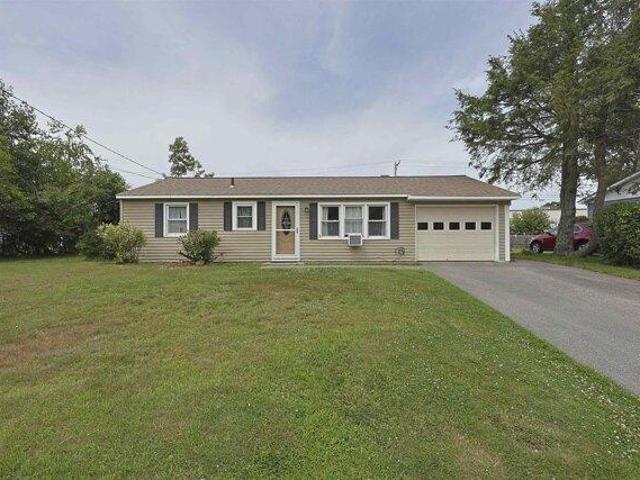 3 bedroom, Somersworth NH 03878 104788784