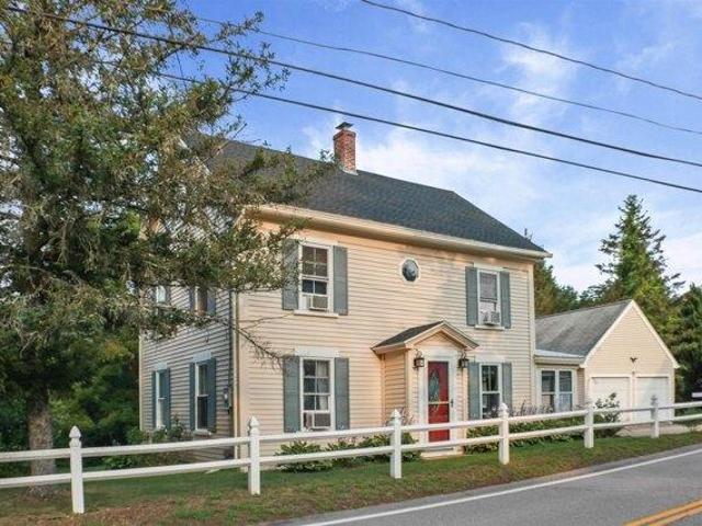 3 bedroom, Somersworth NH 03878 105143305