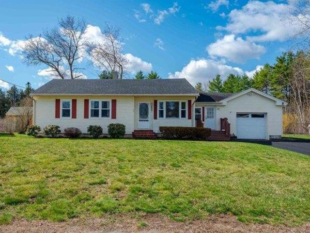 3 bedroom, Somersworth NH 03878 102530684